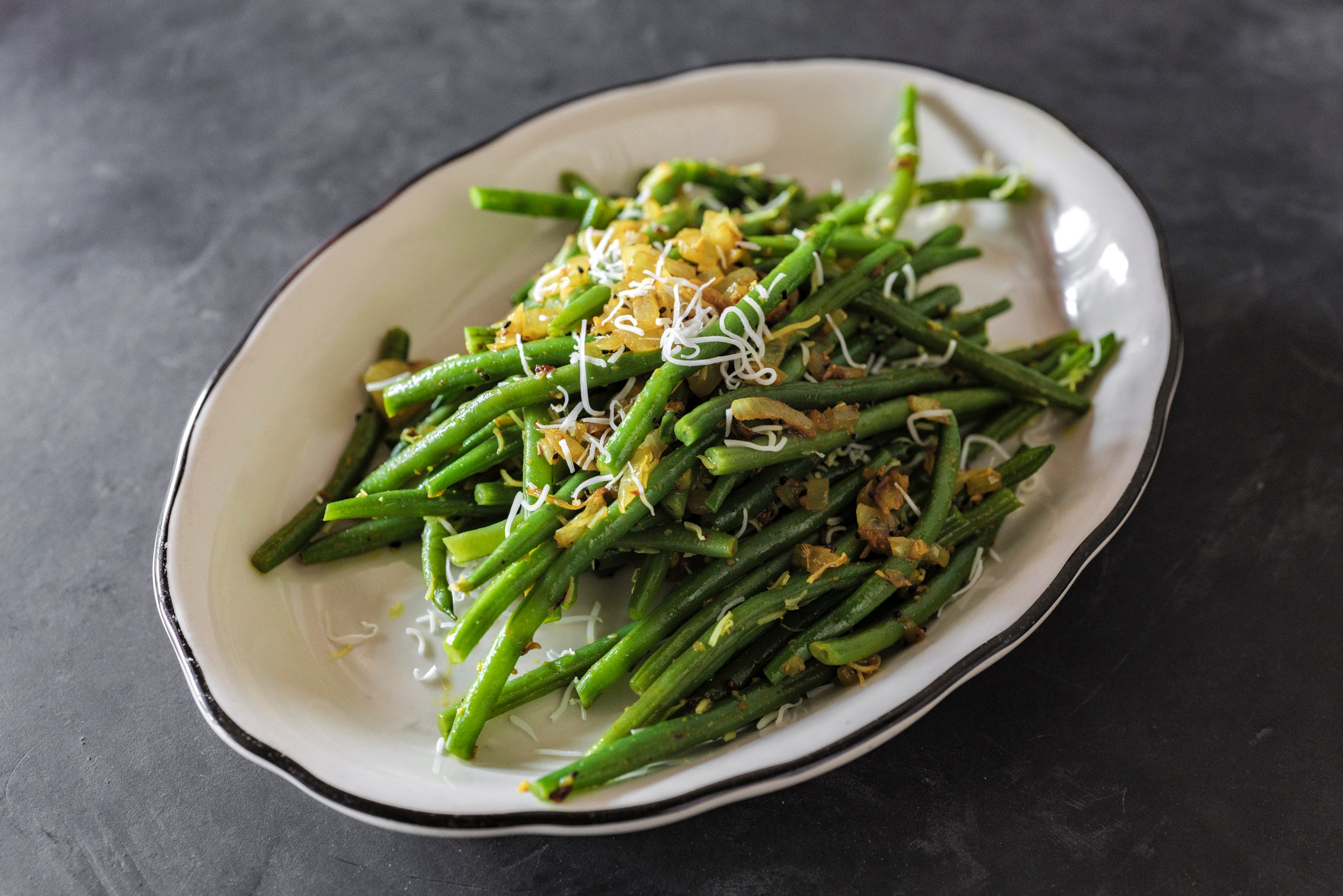 Coconut Green Beans [Buffet Style] – Pukka Catering